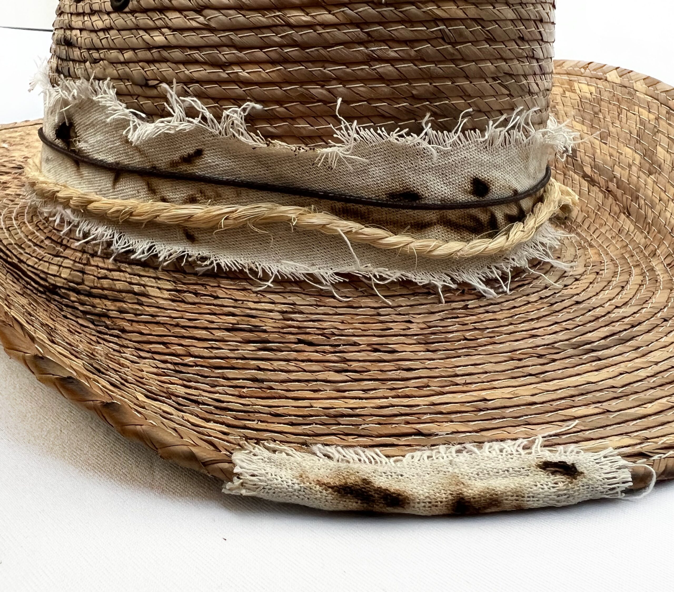 Zoltic – Ajua Hat Collection